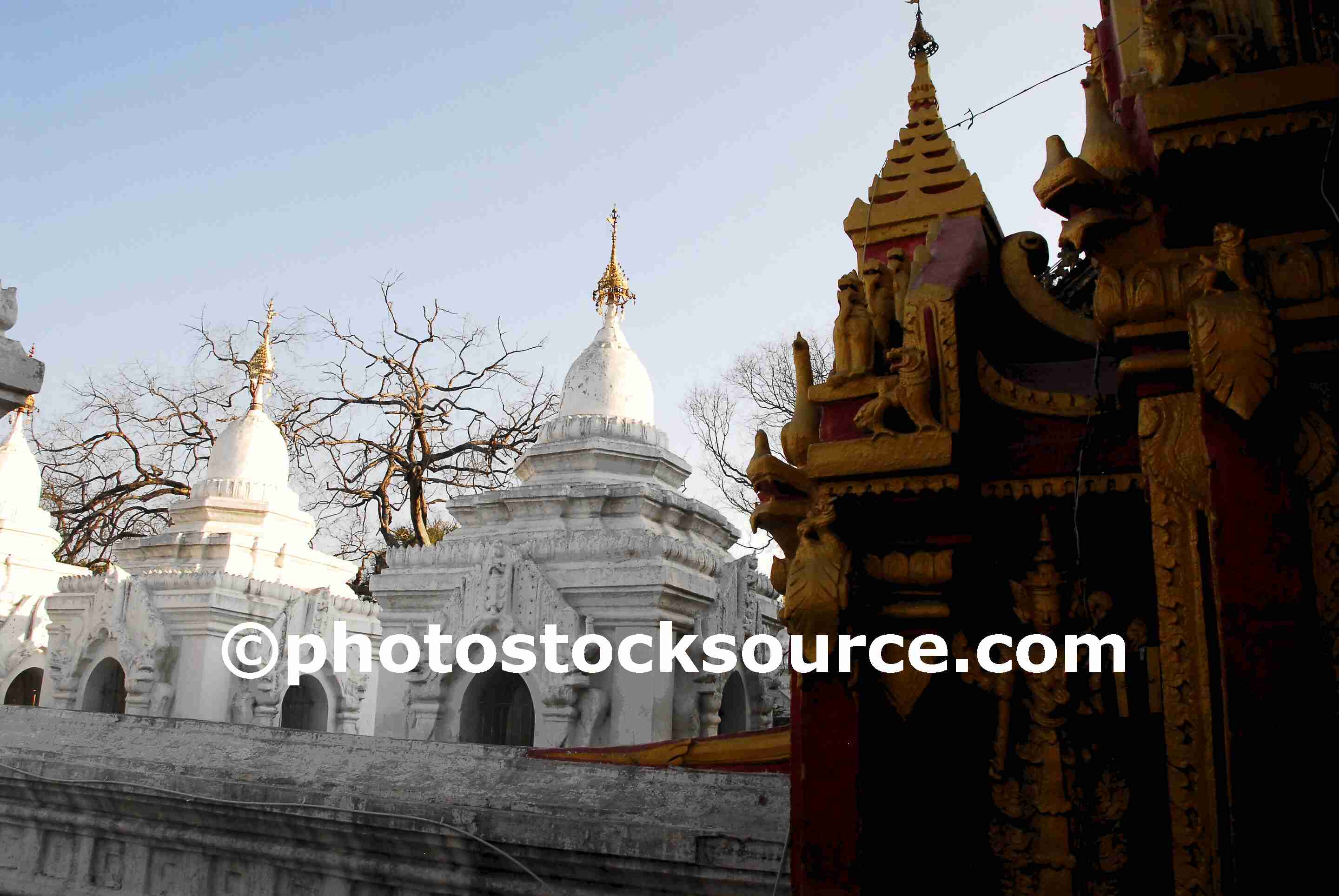 Kuthodaw Pagoda Gallery